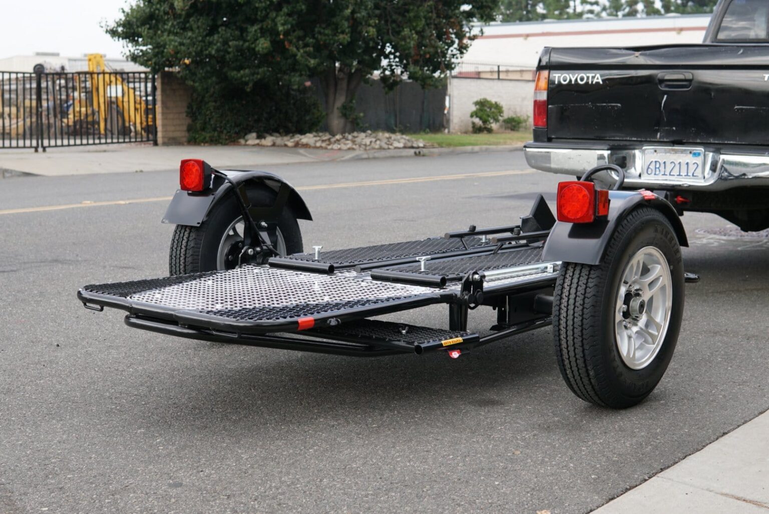 Alpha Sport Single Ride-Up Folding Motorcycle Trailer – AUTOLIFTS